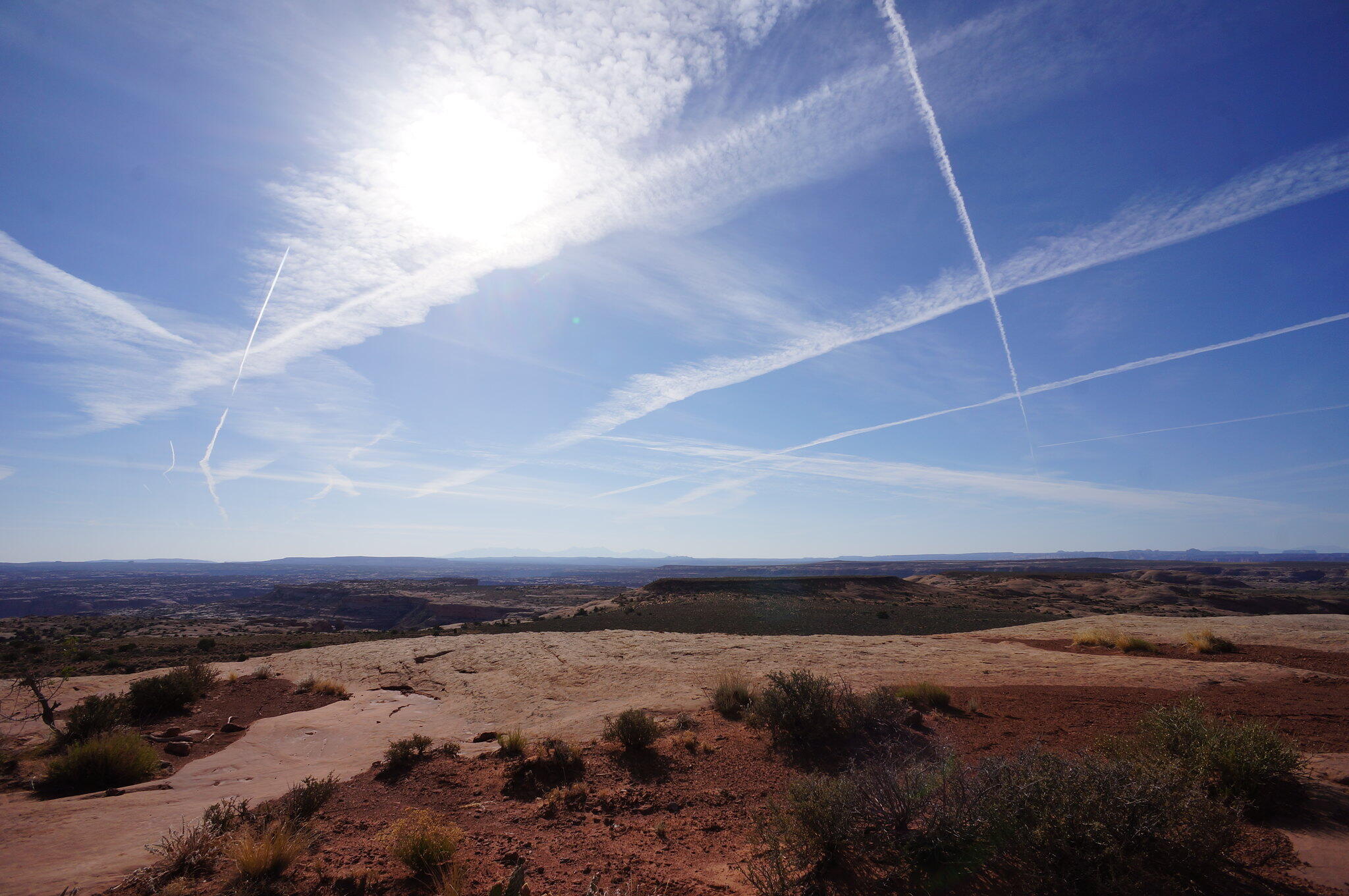 Samoloty a klimat - jak lotnictwo wpływa na chmury?